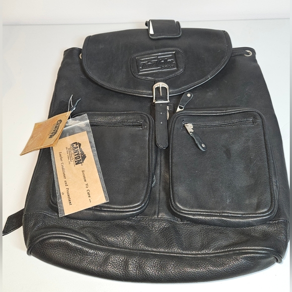 Canyon Outback | Bags | Canyon Outback Black Leather Large Backpack ...